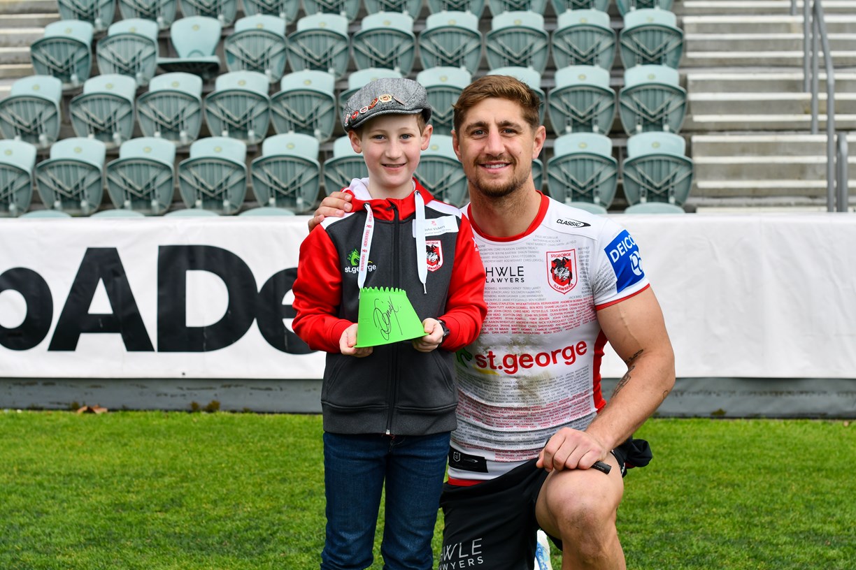Gallery: Long serving members present jerseys | Dragons