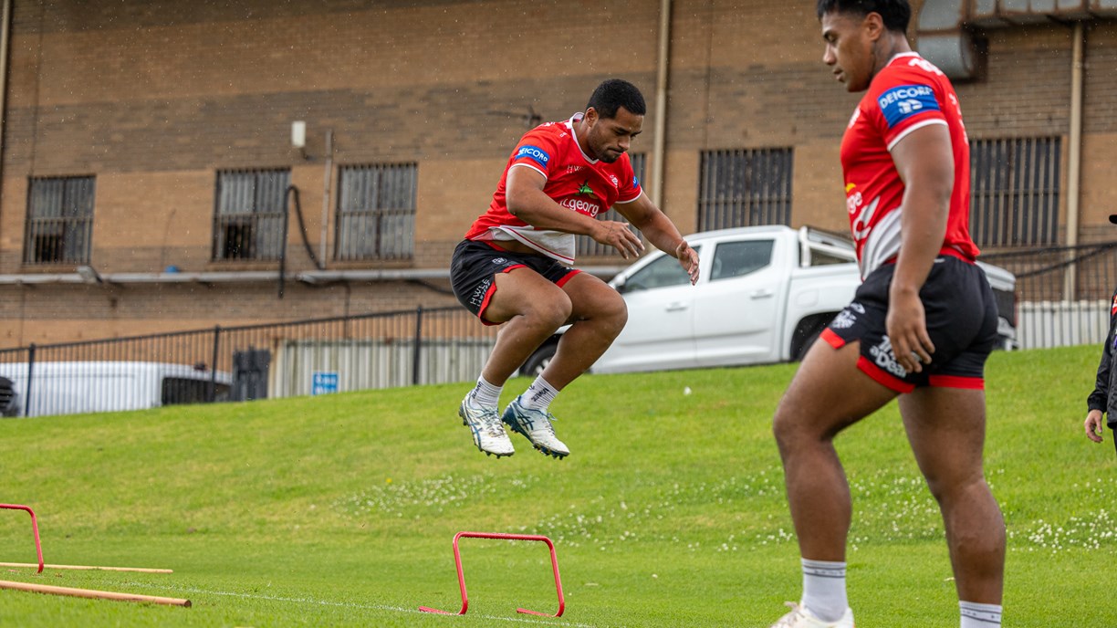 Squad straight back to work for season 2024 | Dragons