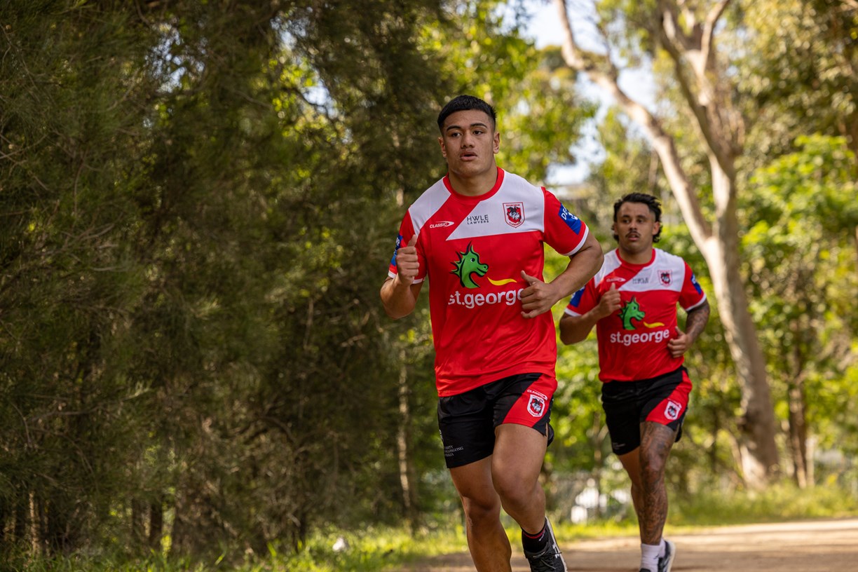 Dragons players return to pre-season training | Dragons